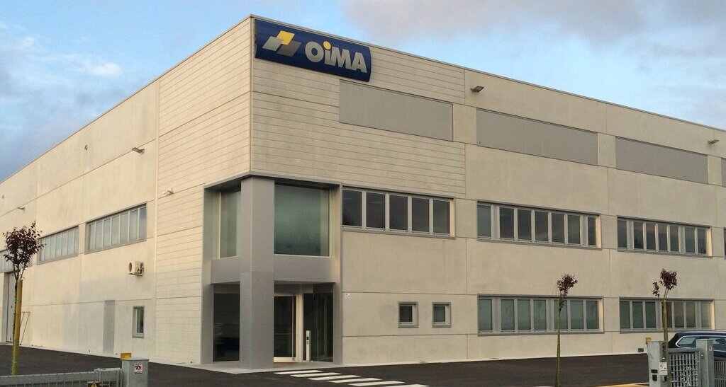 Produzione scafi per scarponi da sci | OiMa Srl a Maser (TV)